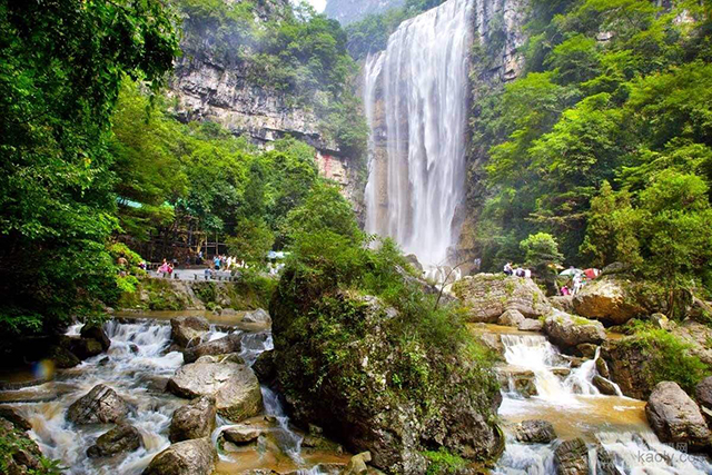 China’s Top Ten Waterfalls-Hubei Yichang Three Gorges Waterfall | What ...
